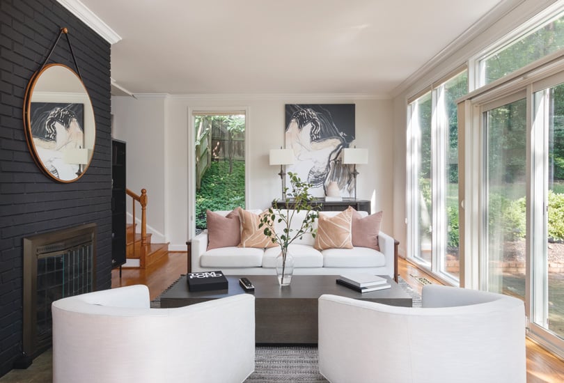 Great Spaces: This Makeover is All About Contrast
