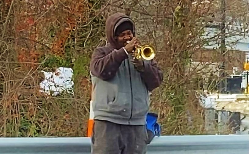 Neighbors Step Up for Musician Experiencing Homelessness